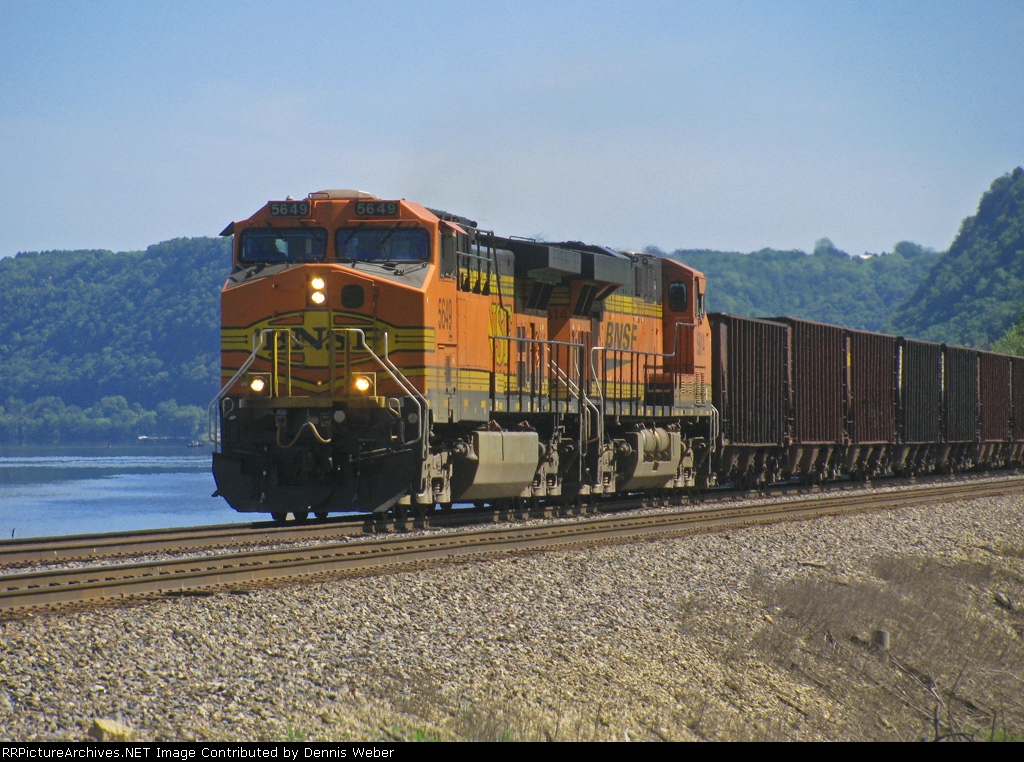 BNSF 5649, BNSF's Aurora Sub.